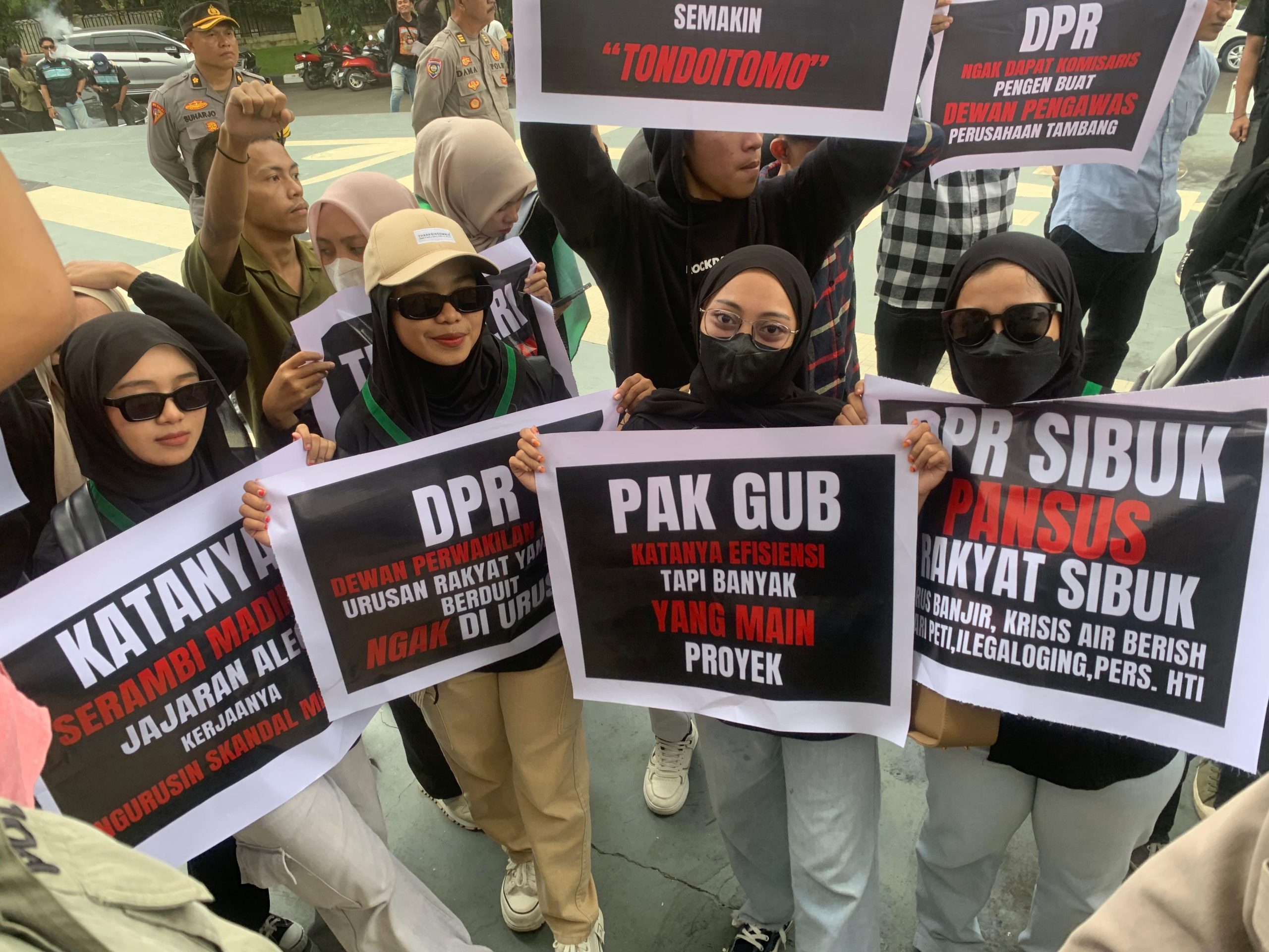 HMI Gorontalo Kepung DPRD Tolak RUU Polri dan Desak Cabut UU TNI - Komparasi.id