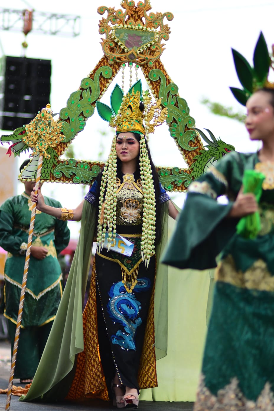 Sekretariat DPRD Provinsi Gorontalo Tampil Memukau di Karnaval Karawo ...